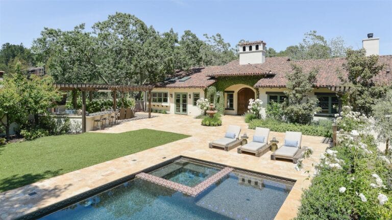 Inside Curry’s House: A Look At Steph Curry’s Luxurious Home