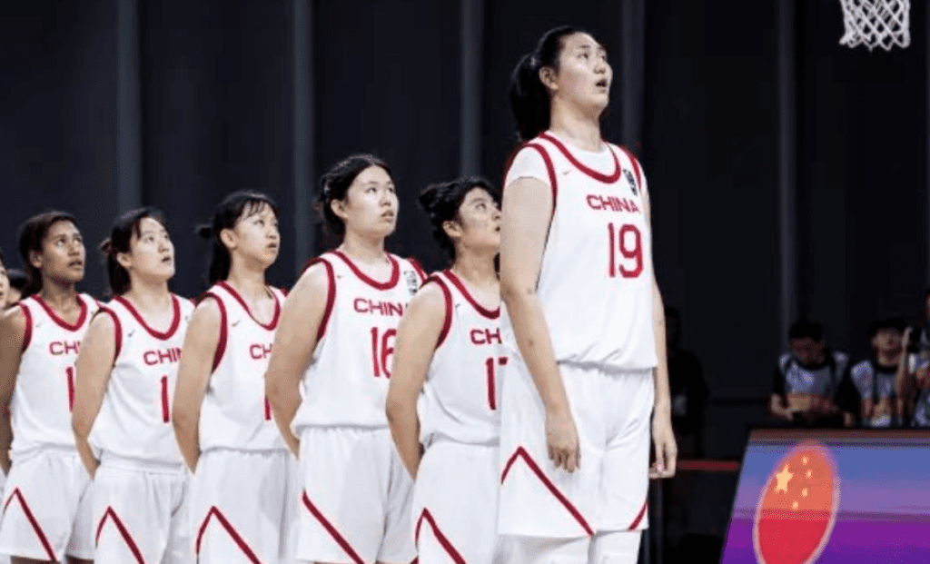 10 Tallest Players In WNBA History | Sports Economist