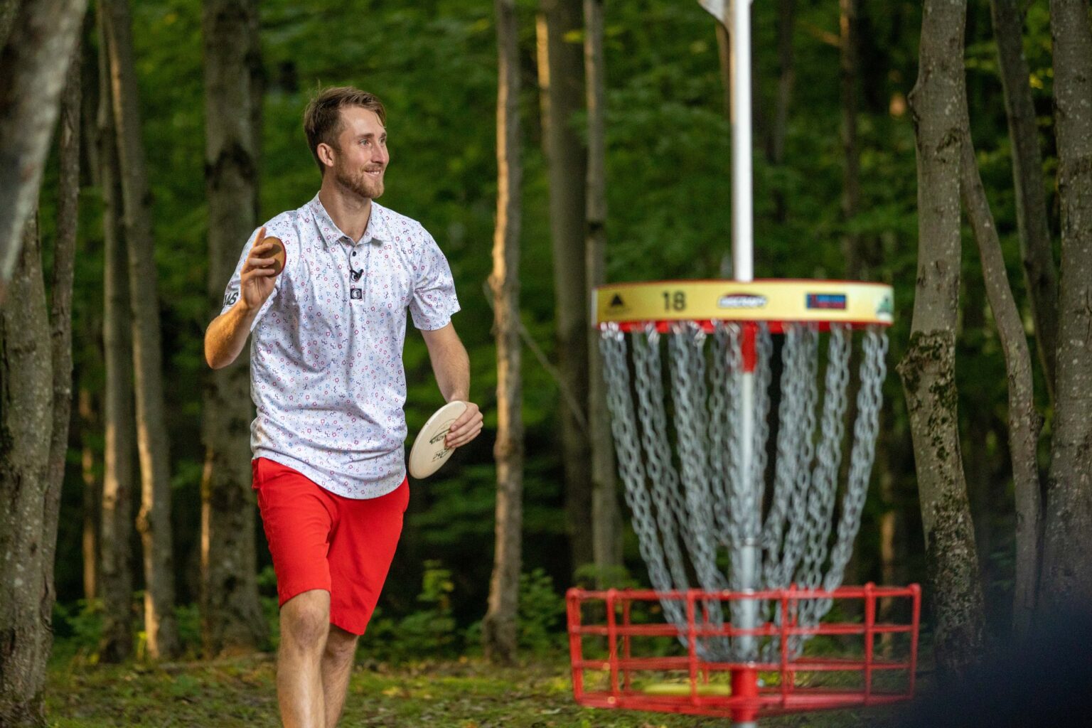 How Much Does A Professional Disc Golfer Make?